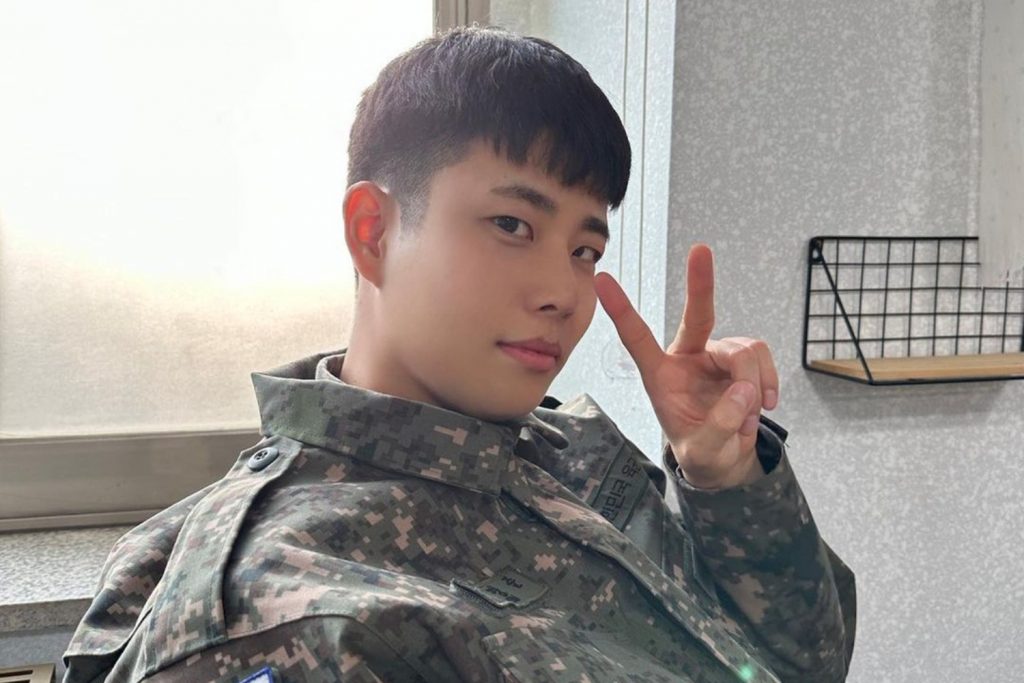 Idols que regresan del servicio militar en 2023 - Con K de Kpop